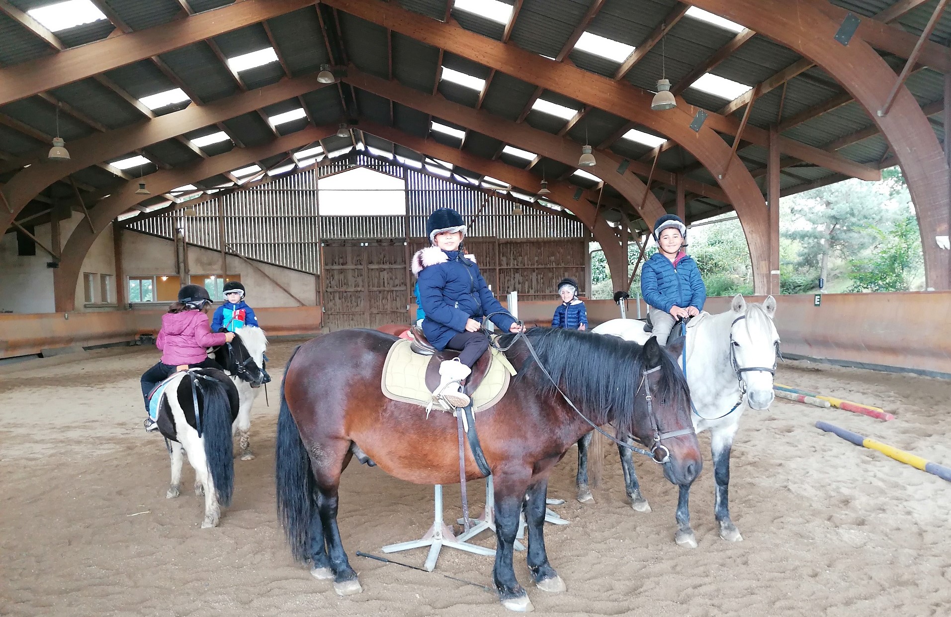 Classe poney pour le cycle II - ISMGG Ste Marie La Grand Grange